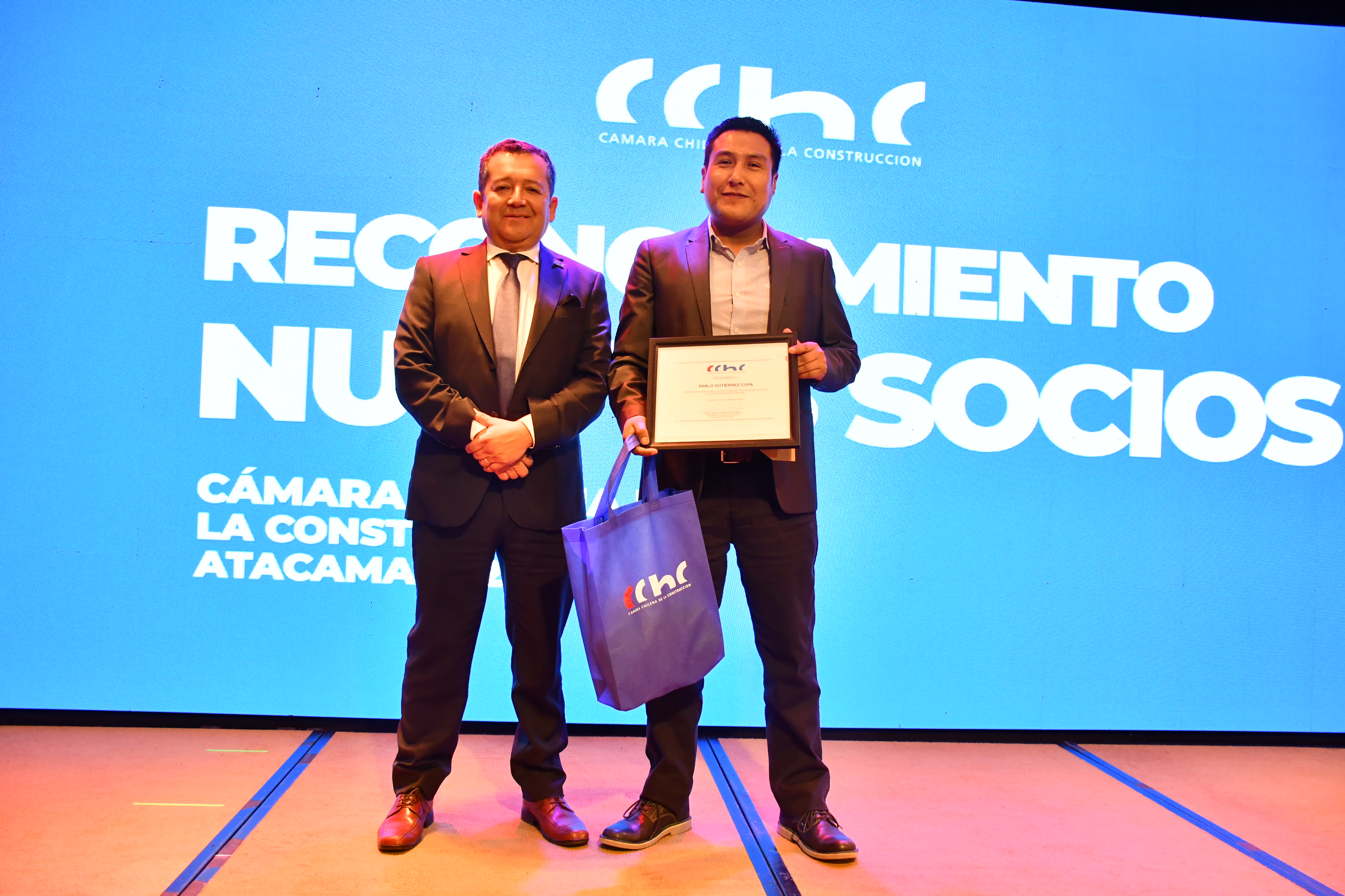 CChC Atacama celebró su Cena Anual 2025 con reconocimientos a la trayectoria y compromiso ...